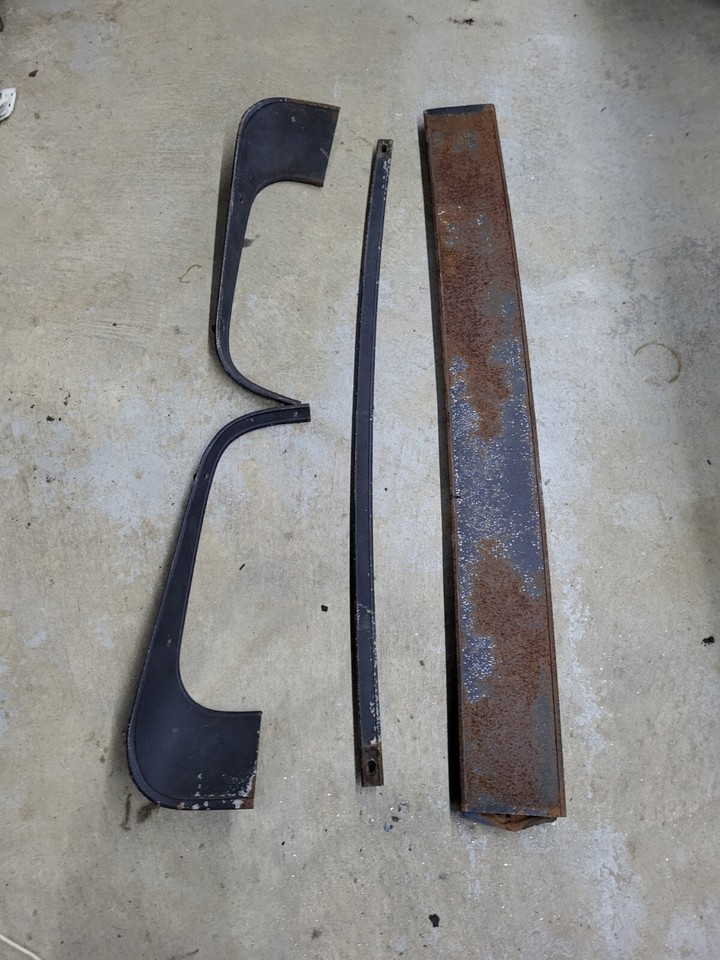 1969-1970 Ford Mustang Coupe Grande Side Rear Window Molding Trim ...