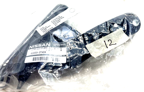 New OEM Genuine Nissan Altima 2013-2015 Left Driver Side Retainer ...