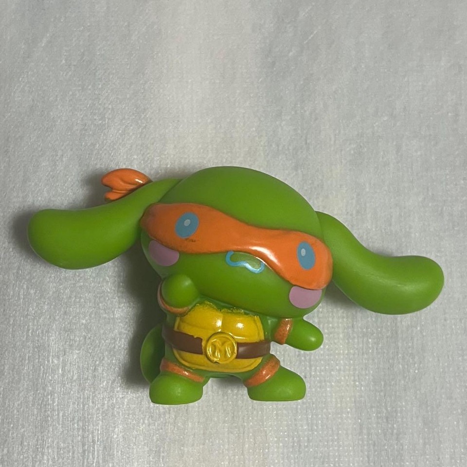 Sanrio Hello Kitty Teenage Mutant Ninja Turtles Mini Figures Set of 6 ...