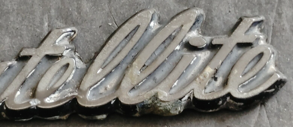 PLYMOUTH SEBRING SATELLITE CIRCA 1973 SCRIPT METAL EMBLEM 3505020 {4717 ...