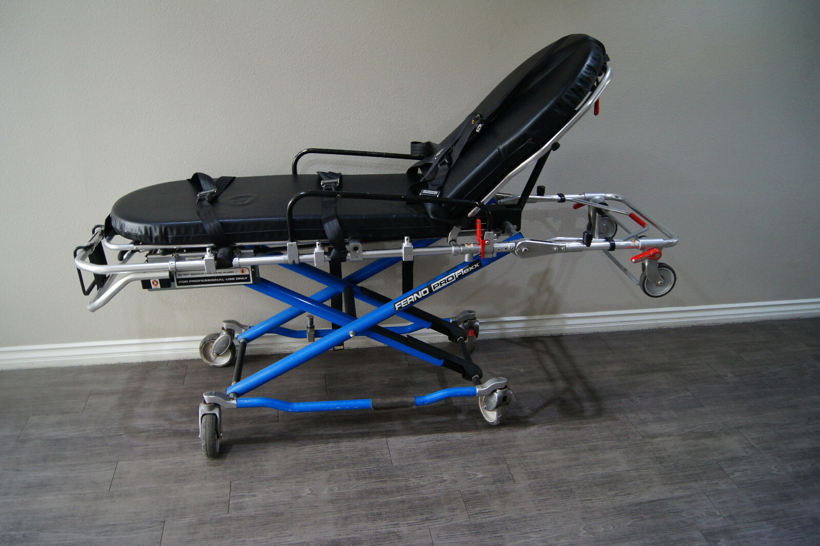 Ferno 35 – P Proflexx Stretcher Cot, 650 LBS Capacity - La Paz County ...