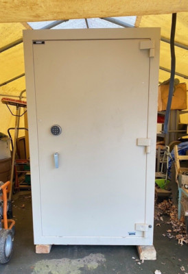 Locks - Diebold Safe