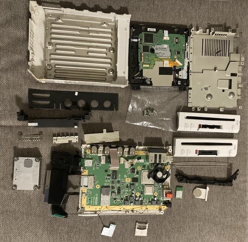 Huge Lot Bundle Assortment of Wii Parts - Disc Drive, Faceplate ...