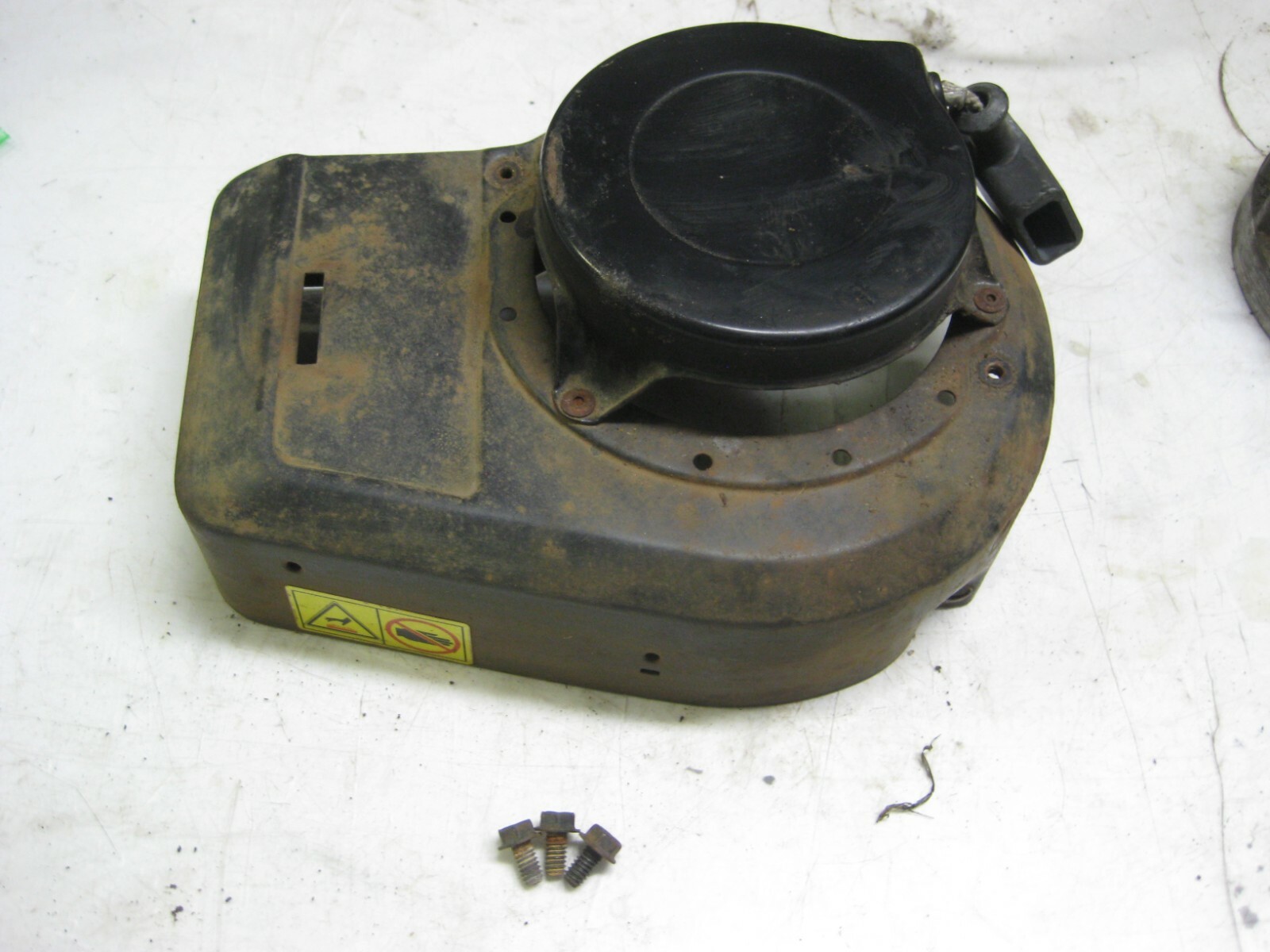 Briggs and Stratton 10T802-1253-B1 Engine Rewind Starter 499706, 697411 ...