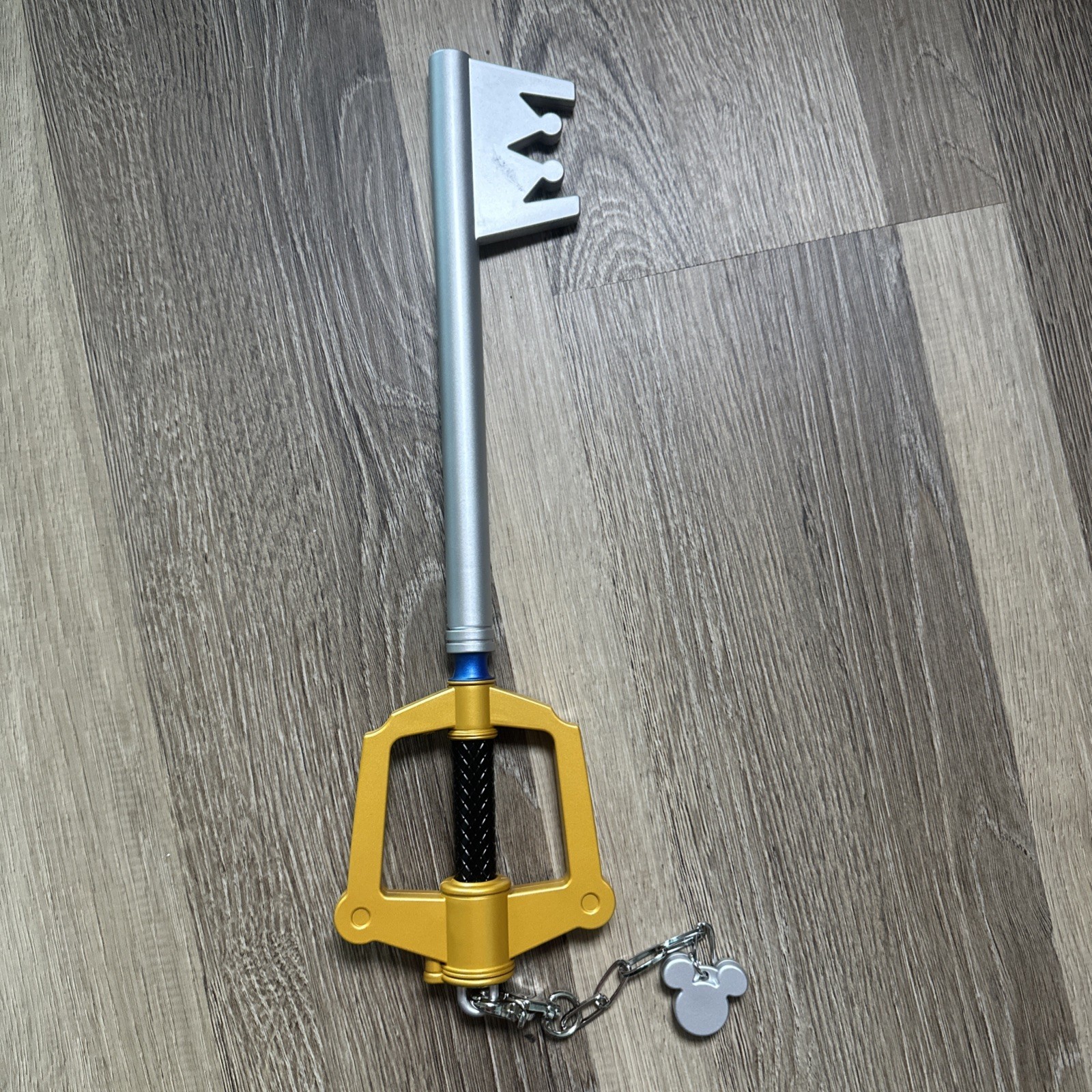 Kingdom Hearts: Kingdom Key Light Up Keyblade Replica DISNEY | eBay