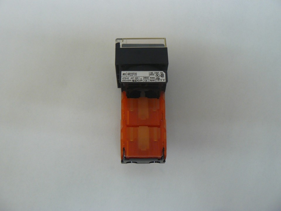 Fuji Electric AR22F0S Red momentary pushbutton READY OFF new | eBay