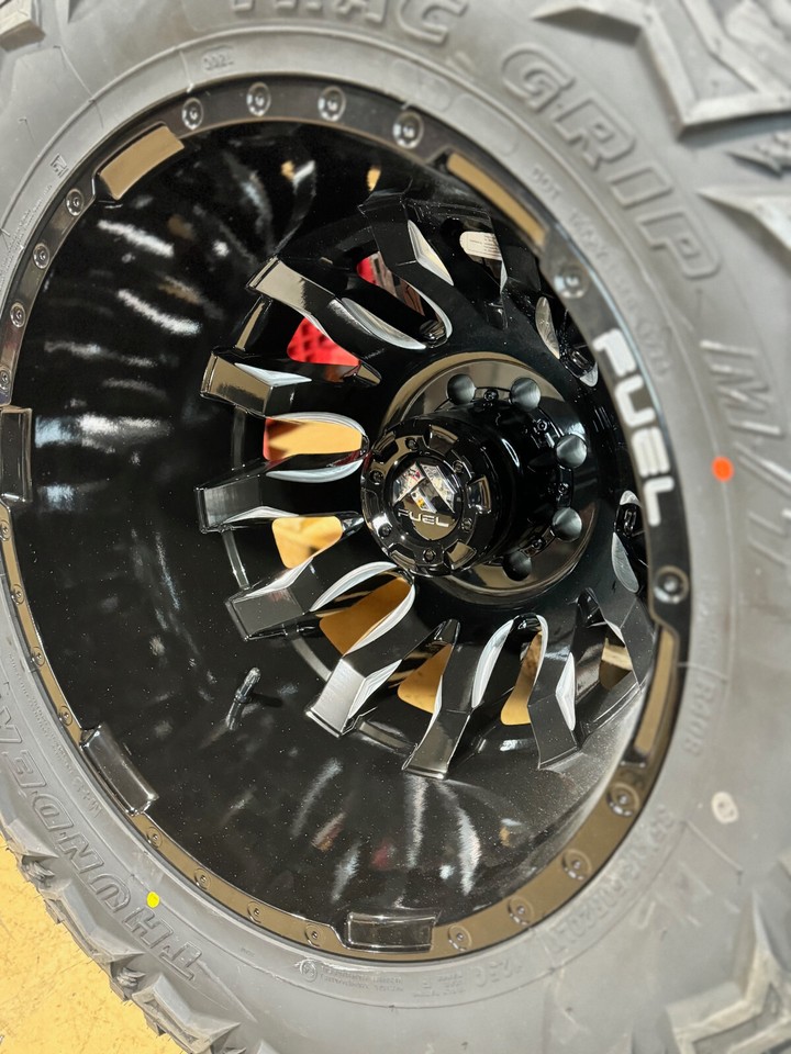20" Fuel Blitz D673 Black Dually Wheels 35" MT Tires 8x200 Ford Super ...