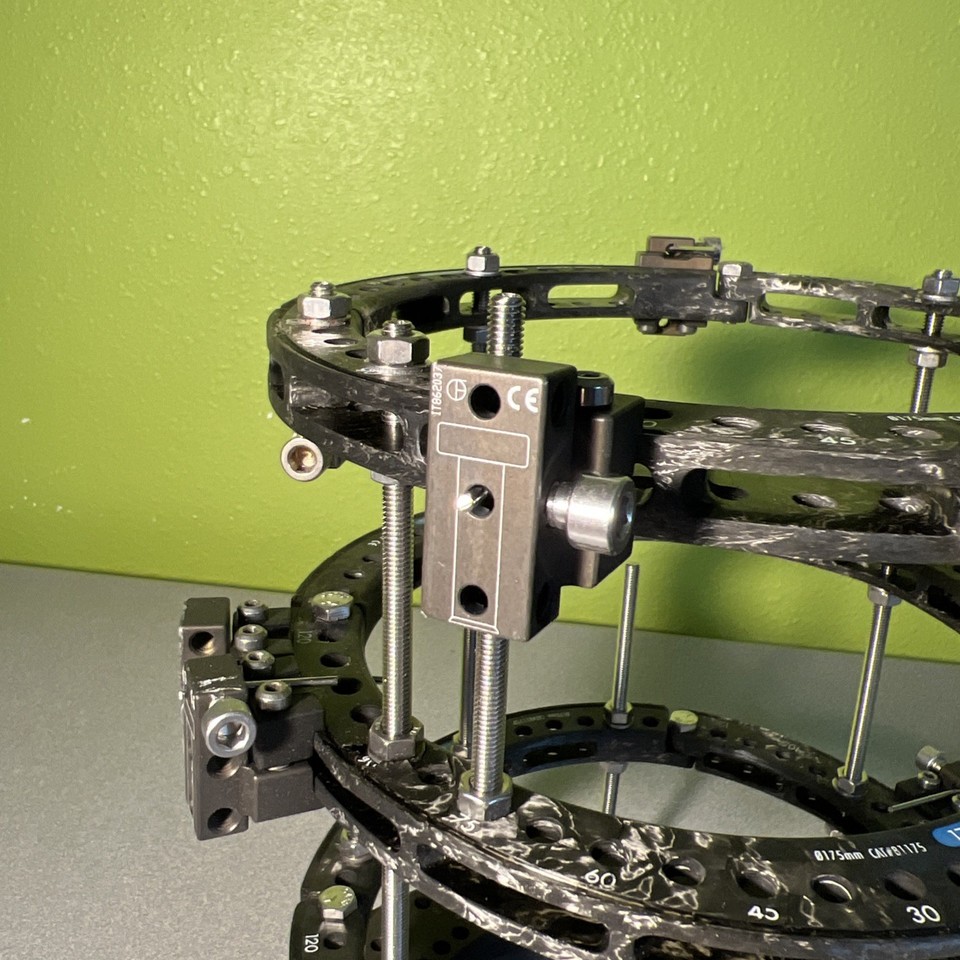 Orthopedic OrthoFix Italy External Carbon Fiber Ring Fixation Truelok ...