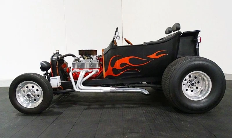 Hot-Rod Flames: An Art That Burns On