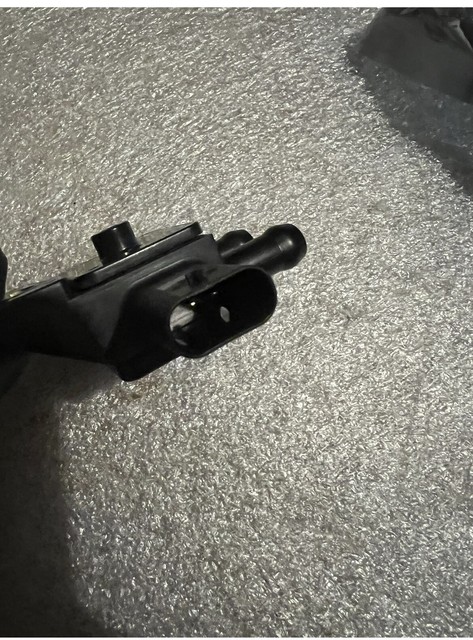 Genuine BMW OEM 13627805758 Differential Pressure Sensor for sale ...