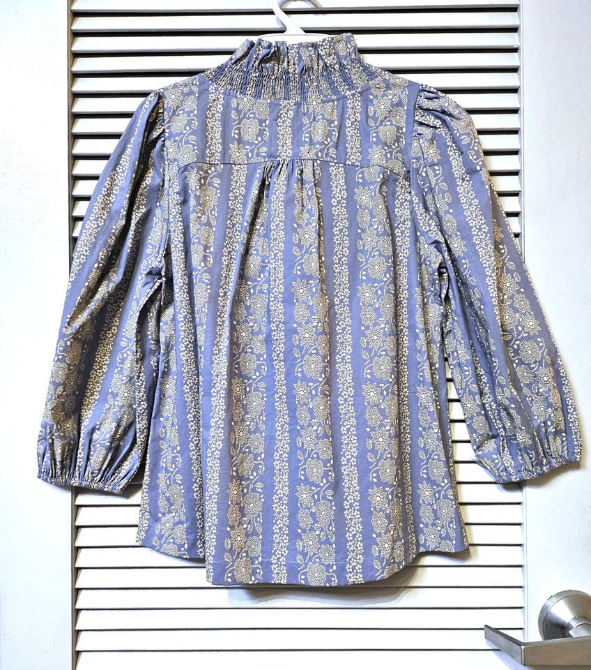 3/4 gray floral smocking ruffle neck top M | eBay