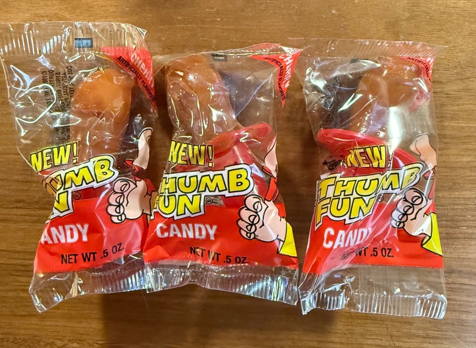 Vintage 1980s gum. Topps Thumb Fun Candy unopened box w/ 36 packs. No ...