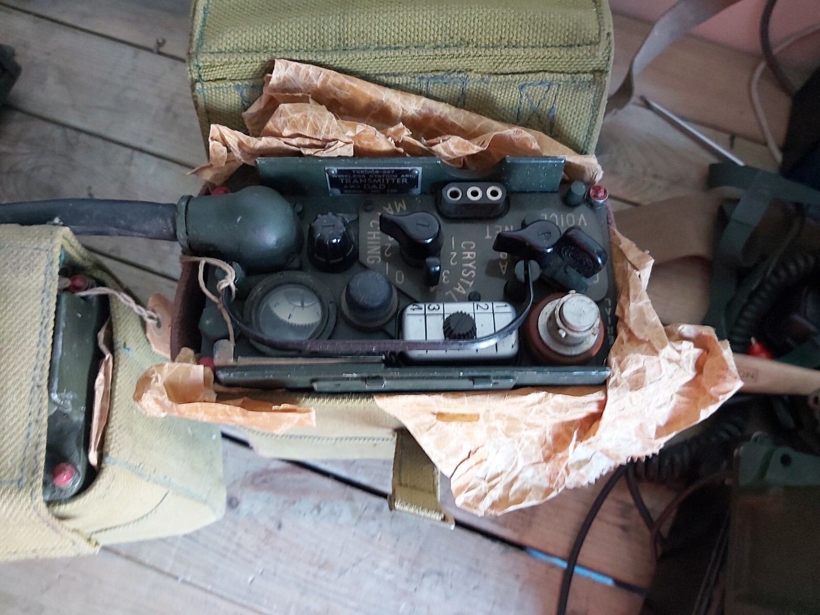Larkspur Army Military Radio A510 MANPACK PATROL RADIO | eBay Australia