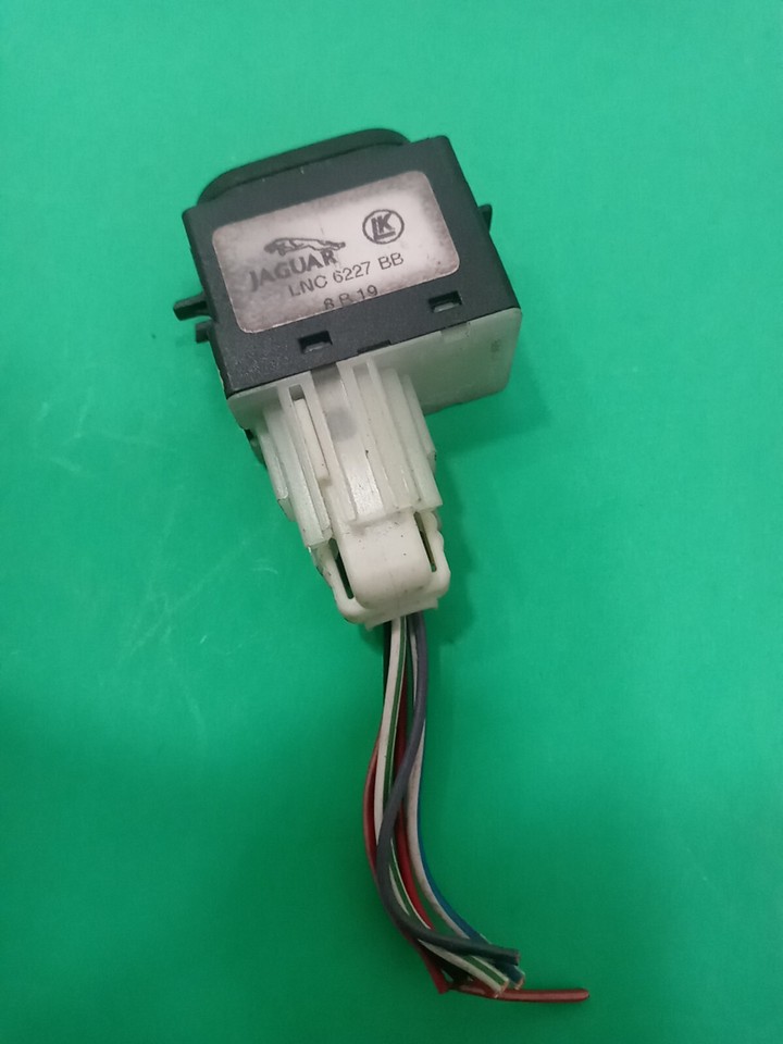 1998-03 Jaguar XJ8 XJR VDP X308 Center Console Cruise Control Switch ...