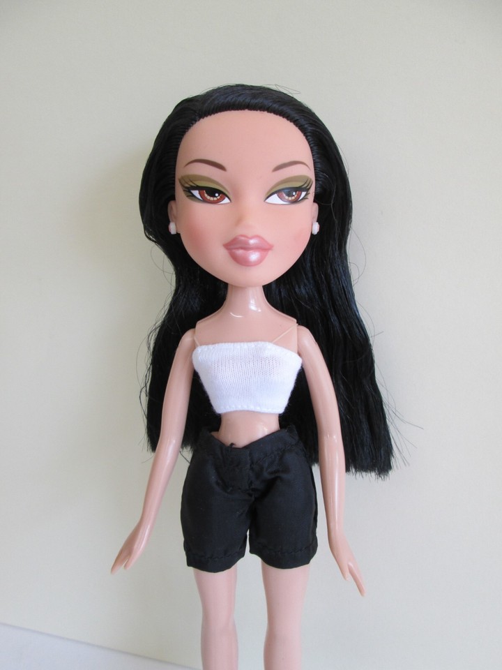 Bratz Haute Couture en Coulisse Etienne ( Behind the Scenes Fashion ...