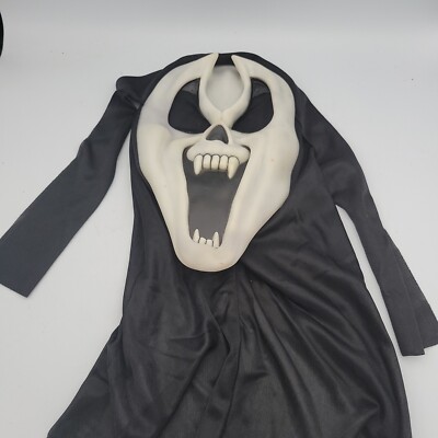 Vintage Easter Unlimited Scream Ghostface Mask Vampire Fun World | eBay