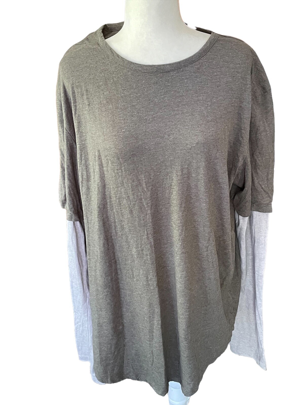 Carbon layered look longer length Tee shirt size XXL - Gem