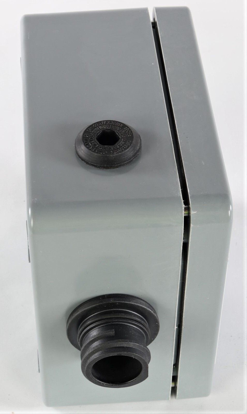 JBS-100-ECP-A nVent - Raychem Combination Power Connection Box and ...