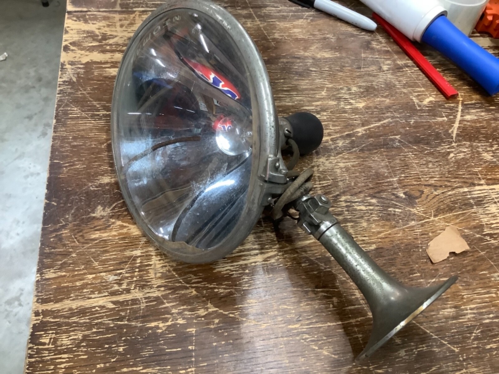 Early spotlight The Portable LIGHT co. Half-Mile-Ray vintage MARINE ...
