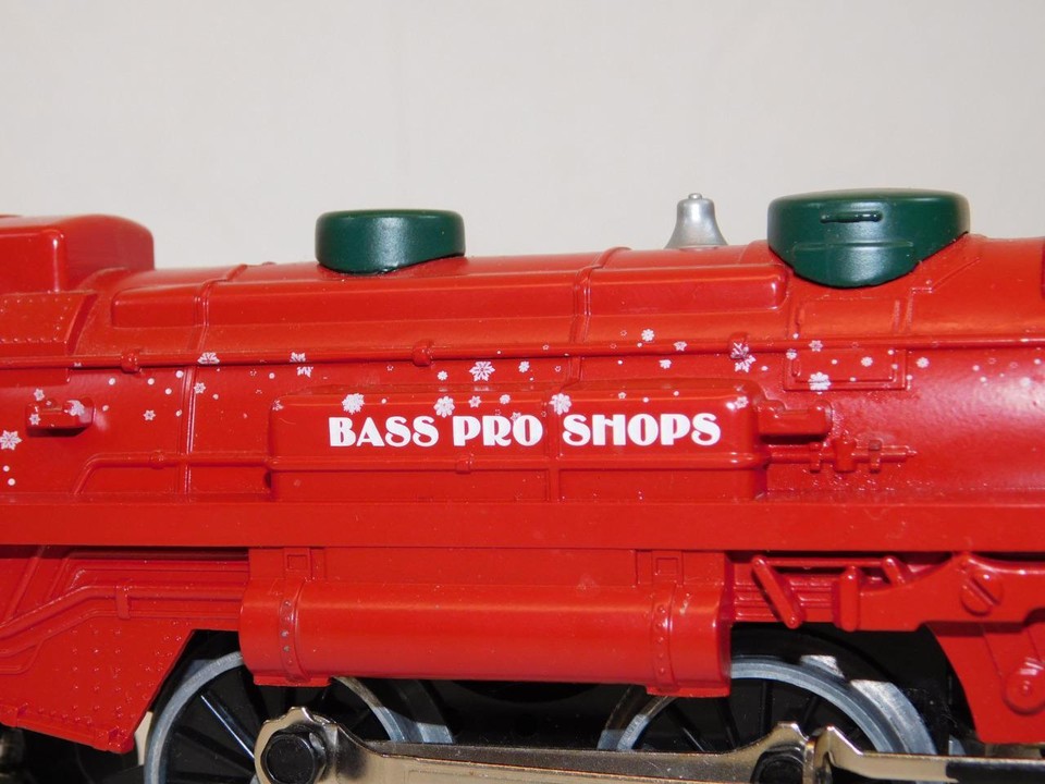Lionel BASS PRO SHOPS 82151 North Pole Central Train Set Rail Chief ...