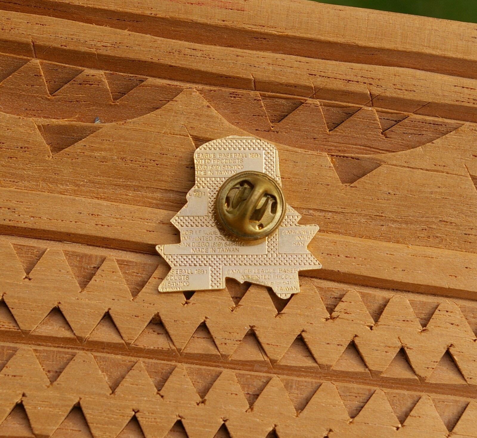 1991 NY New York Yankees MLB 1" Gold Tone Metal & Enamel Lapel Pin ...