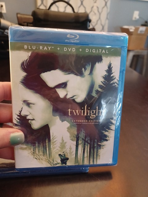 Twilight Extended Edition Blu-ray DVD Theatrical Version Robert ...