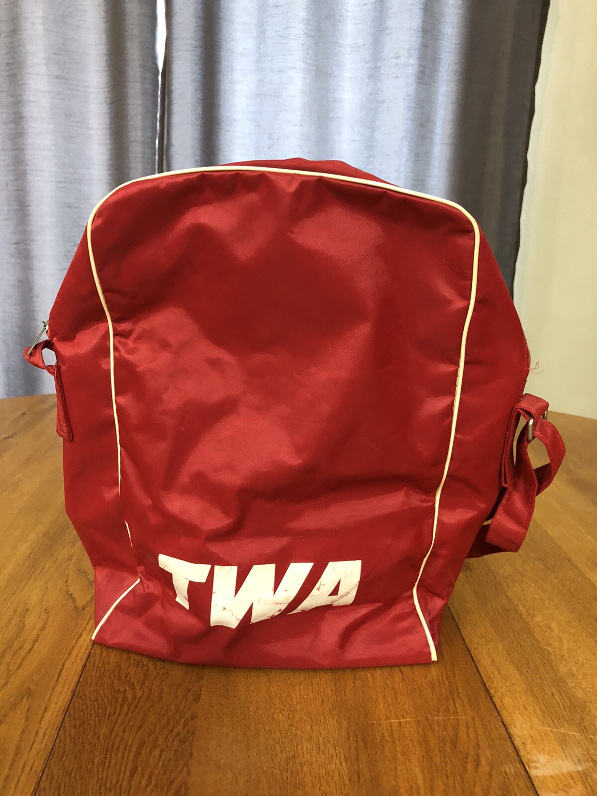 VTG TWA Airlines Travel Zipper Bag W/ Adjustable Shoulder Strap Bearse ...