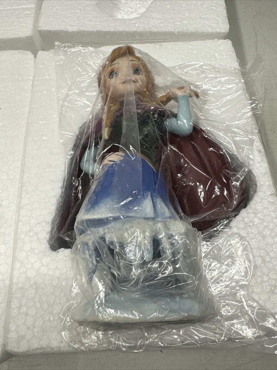 Anna Frozen Ice Statue
