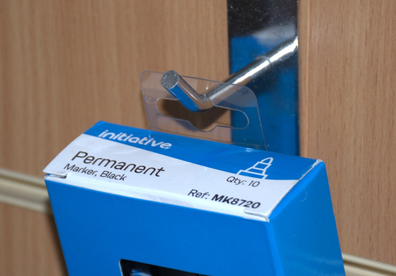 EURO HANG TAB, Euro Slot,Hanging Tabs, Strong SelfAdhesive 41 x 43mm ...