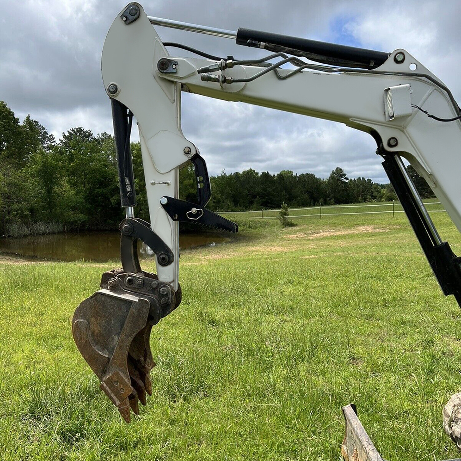 Backhoe Thumb Excavator Universal Claw Tractor For Kubota Mahindra ...