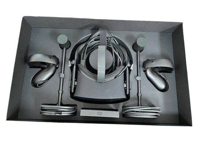 Meta Oculus Rift CV1 VR Virtual Reality Headset System - Black for sale ...