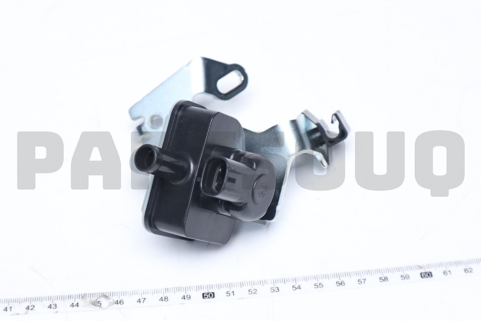 2586036111 Genuine Toyota VALVE ASSY, VACUUM 25860-36111 | eBay