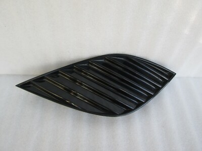 2018-2019 Toyota Camry SE / XSE Fog Light Bezel RIGHT Passenger OEM ...