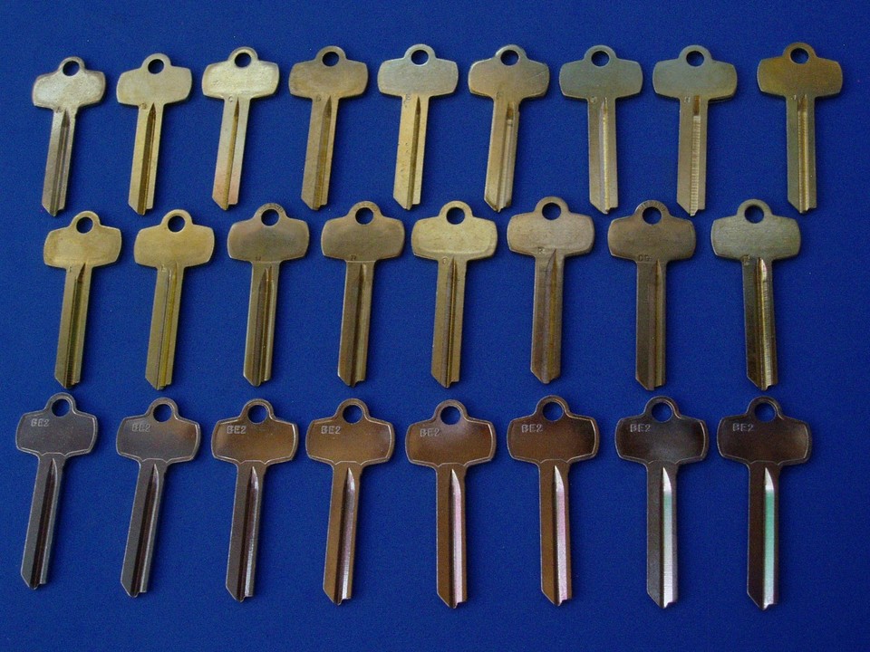 TWENTY FIVE PIECE KEY BLANK ASSORTMENT FITS BEST | eBay