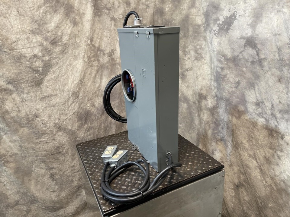 Square D SC1624M100S 100A Load Center with L1420 Plug, Receptacles and ...