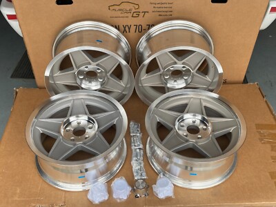 17X7 & 17X9 BATHURST GLOBES LARGE CENTRE WHEEL FORD XA XB XC COUPE ...