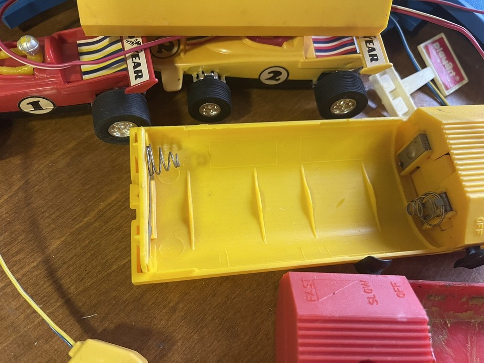 Vintage SLOT CAR TRACK SET SuperTrack 2 Slot Racing Set | eBay