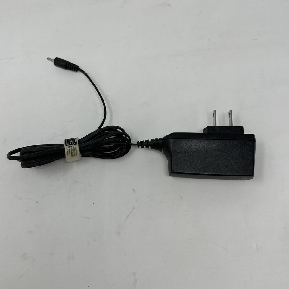 Nokia AC-8U Charger 1208 1209 1200 1650 1651 E50 E55 E61 6263 6270 N70 ...