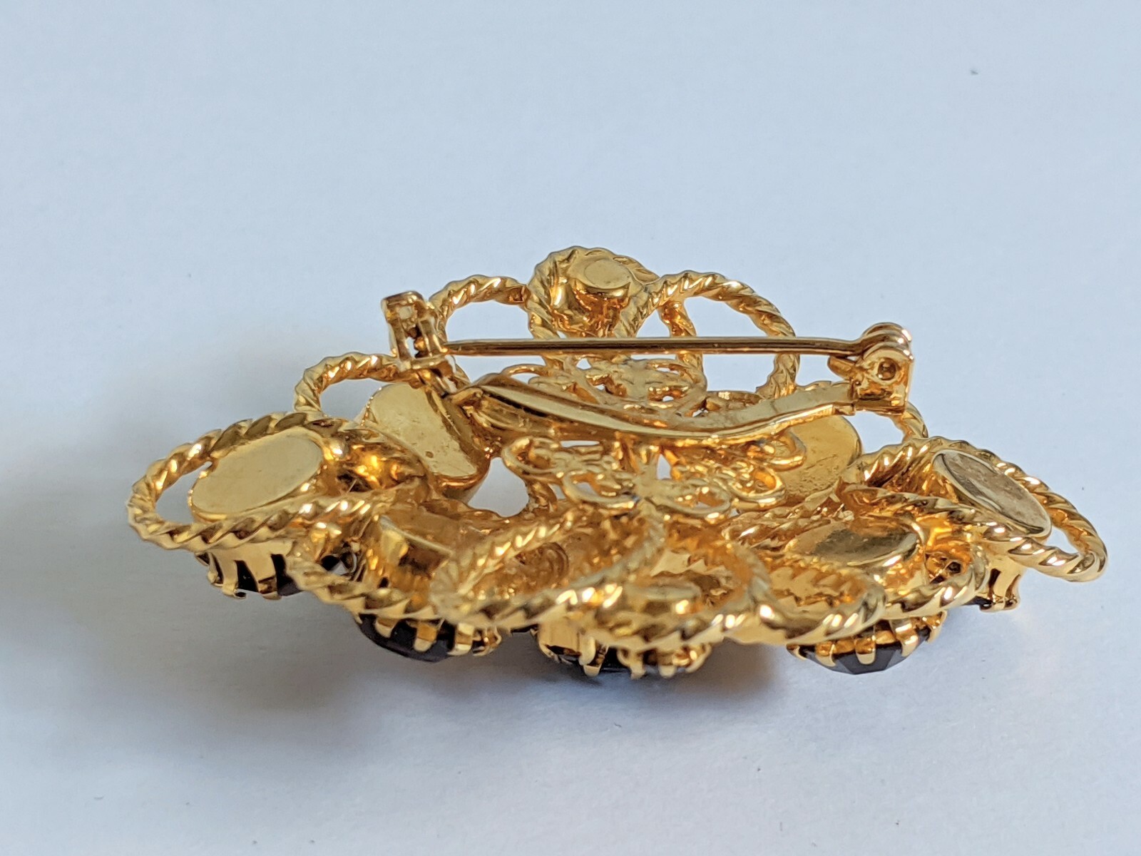 VTG UNSIGNED PURPLE Rhinestone LAYERED BROOCH PIN Gold Tone | eBay