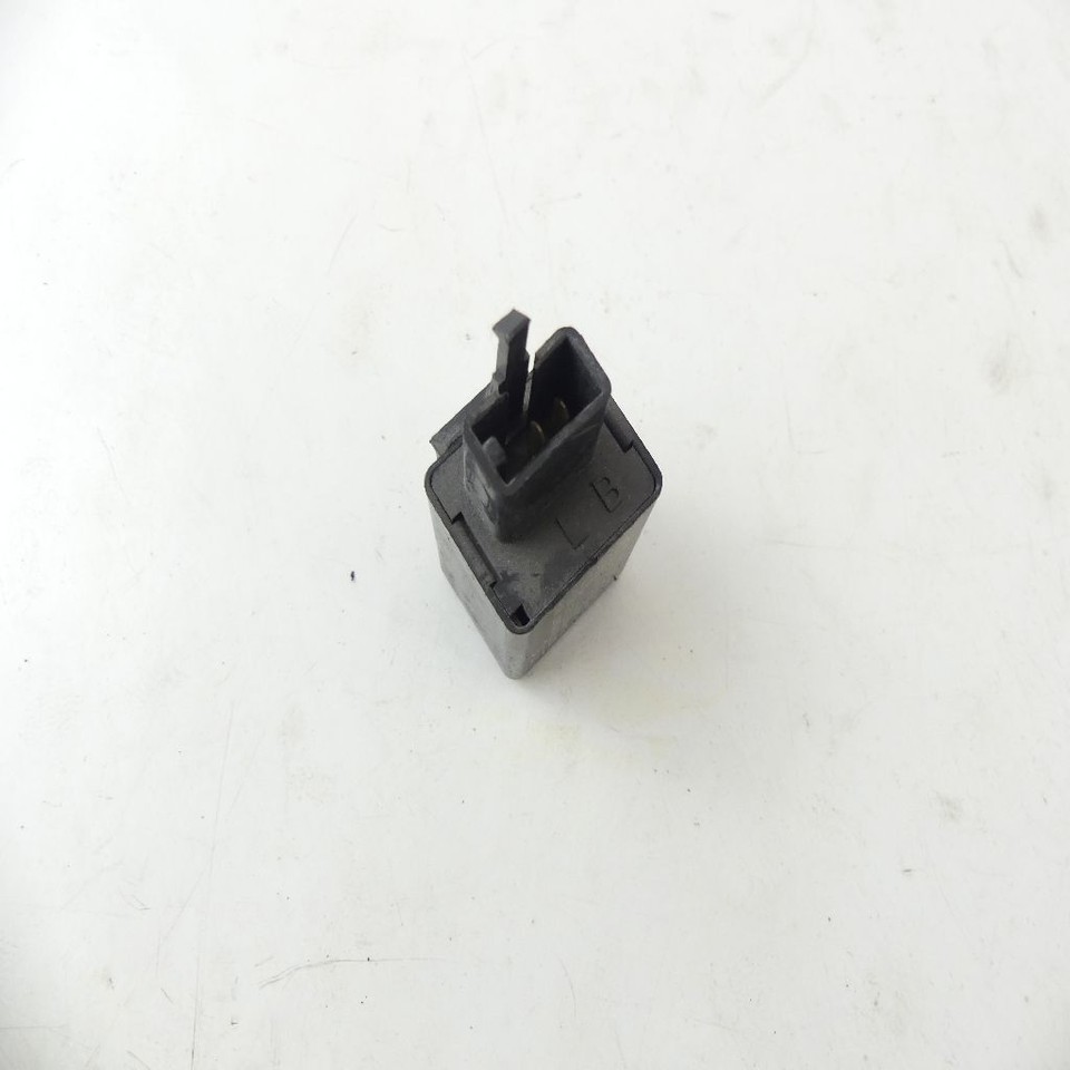Kawasaki ZZR 1200 Zx-12c Indicator Relay FE246BH 27747 | eBay