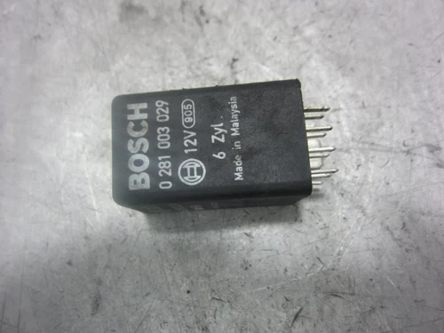 0281003029 Boîtier De Prechauffage pour VOLKSWAGEN GOLF IV BERLINA (1J1 ...