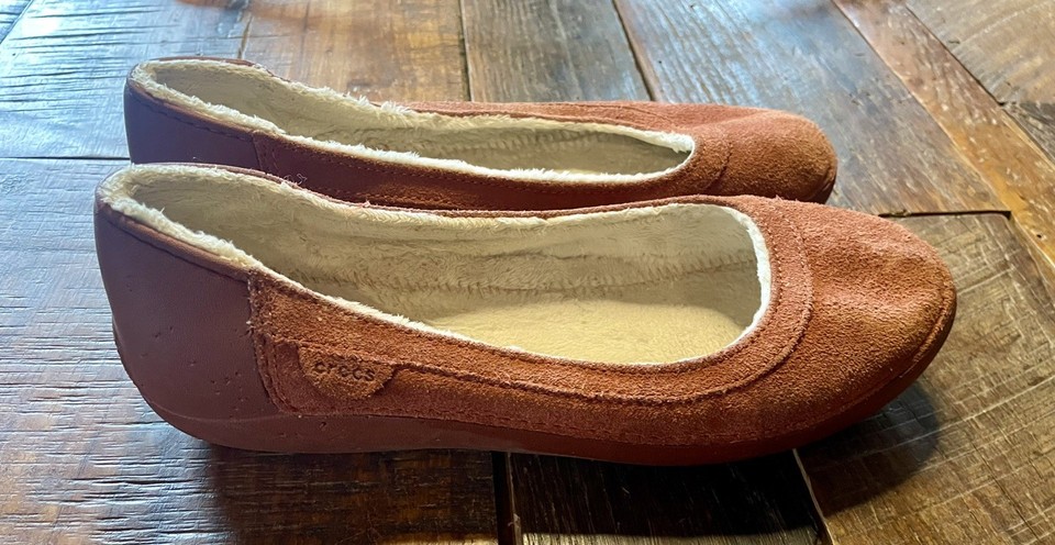 Women’s Crocs Ballet Flats Fleece Lined 10 Copper Colored | eBay