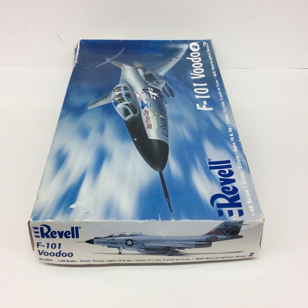 Revell F-101 Voodoo kit 85-5853 1/48 scale model kit 10+ Complete Open ...