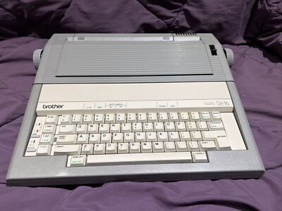 Typewriters & Word Processors - Portable Daisy Wheel