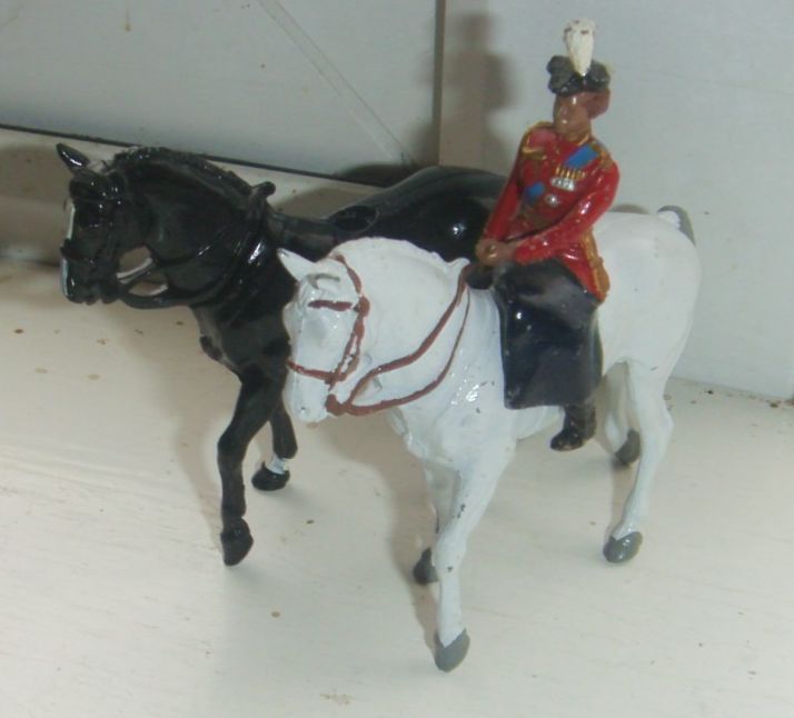 1950's BRITAINS DIECAST MODEL H.M. Queen Elizabeth 11 Trooping The ...
