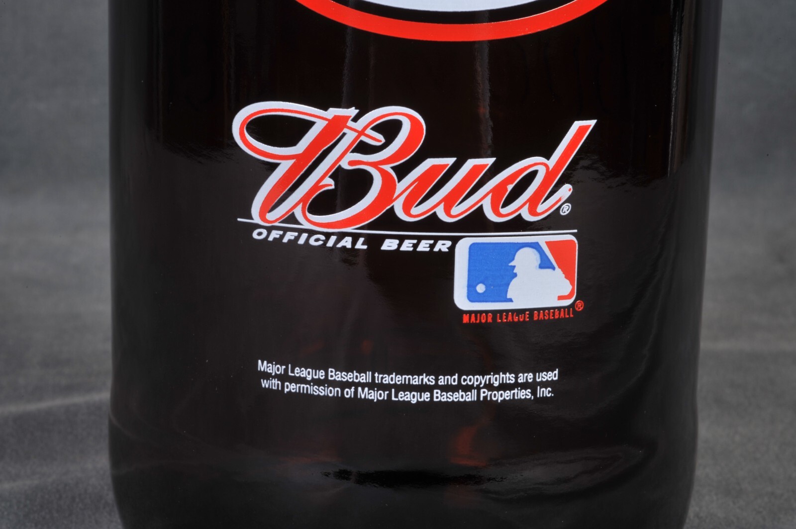 MLB Cincinnati Reds Budweiser 64 oz King Pitcher 15" GLASS Beer Bottle ...