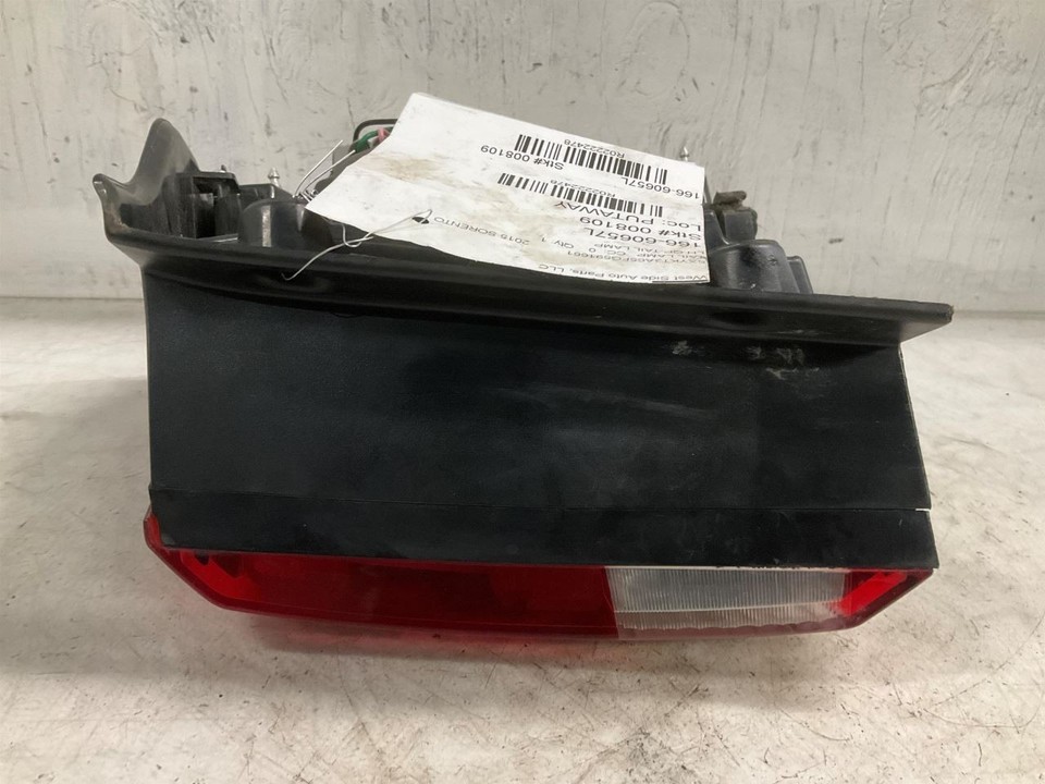 Driver Tail Light Quarter Panel Mounted Incandescent Fits 14-15 SORENTO ...