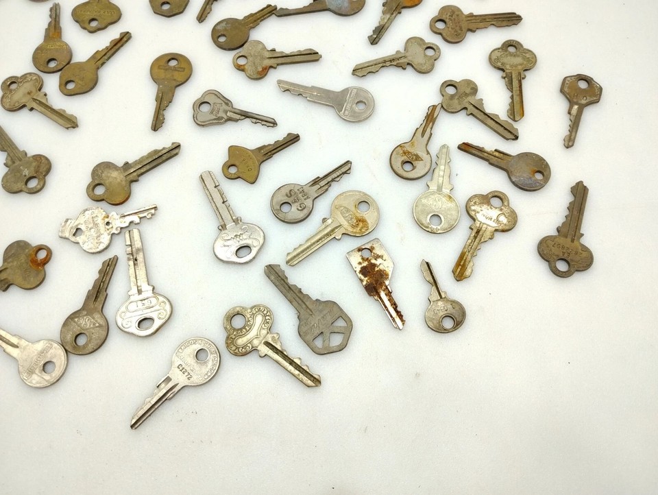 55 Misc. Antique & Vintage Keys - Briggs & Stratton, Russwin, Eagle ...