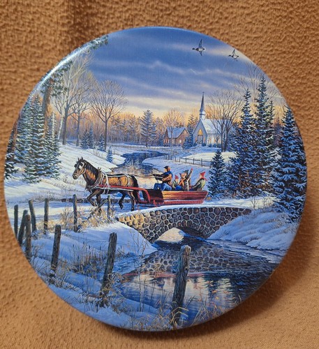 Holiday Sleigh Ride Tin by Sam Timm 2004 Round EMPTY Tin Canister Wild ...