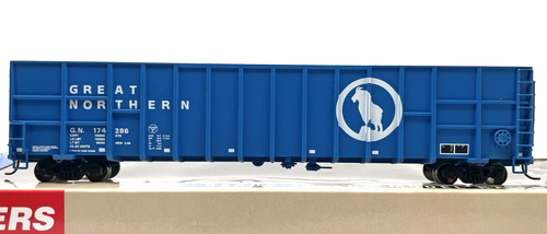 HO WALTHERS 932-4051 61' WOOD CHIP CAR GREAT NORTHERN GN # 174286 METAL ...